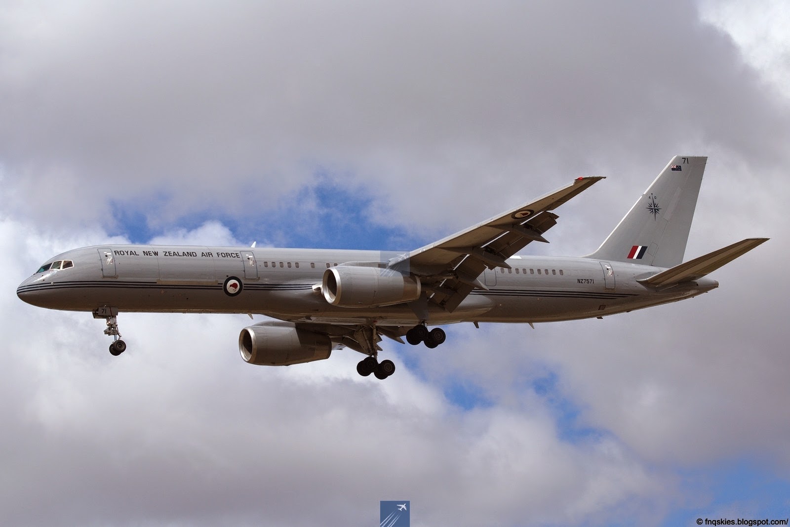 Far North Queensland Skies: RNZAF B752 NZ7571