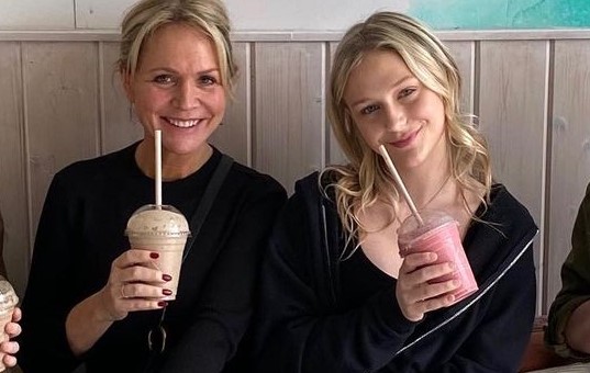 Alyvia Alyn Lind to Co-Star With Real-Life Mom In Upcoming Series!