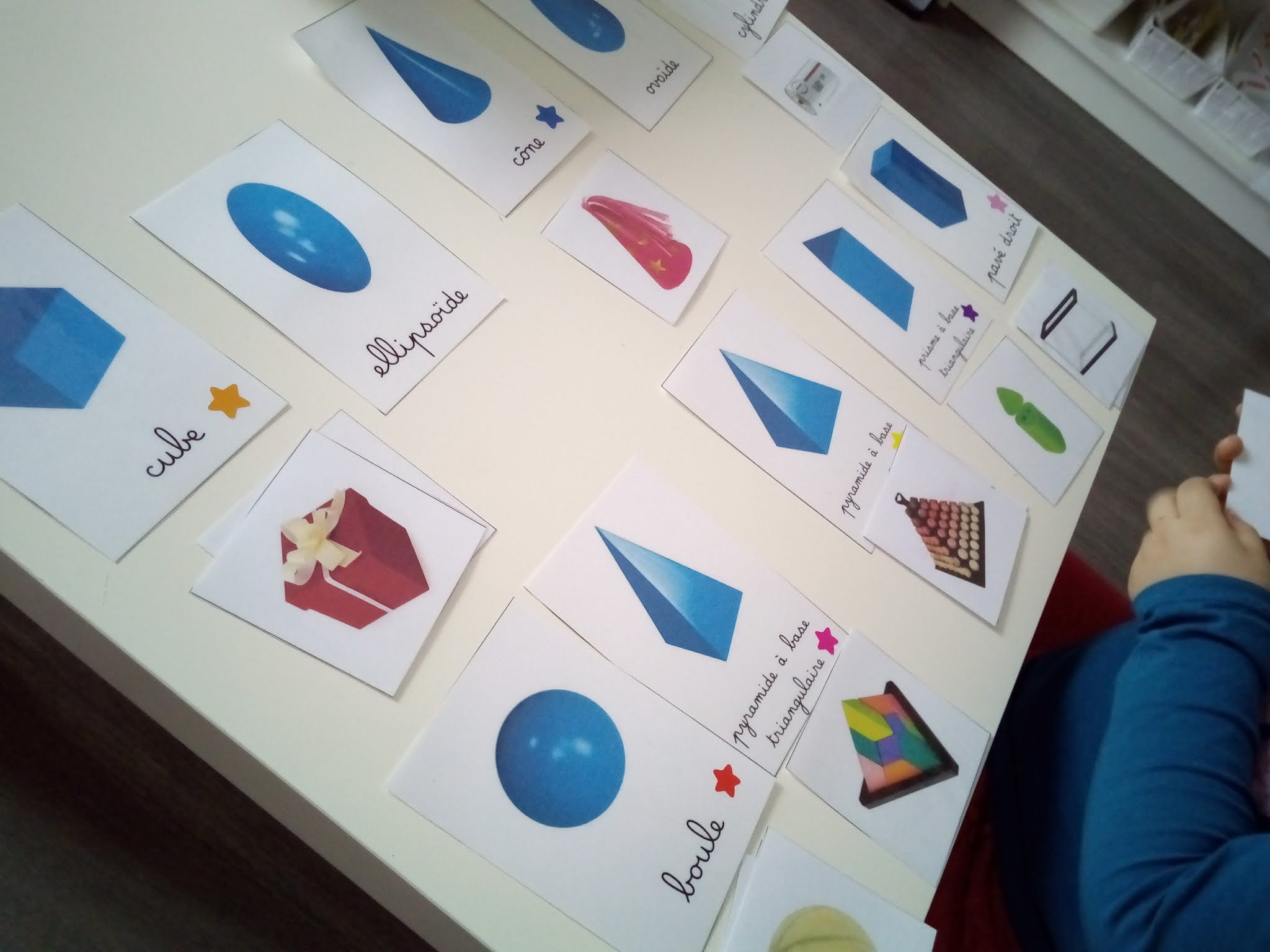 Solides Géométriques Montessori En Maternelle