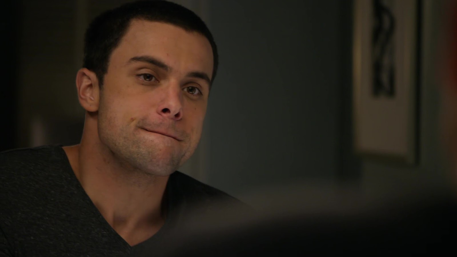 ausCAPS: Conrad Ricamora shirtless in How To Get Away With Murder 4-13 ...