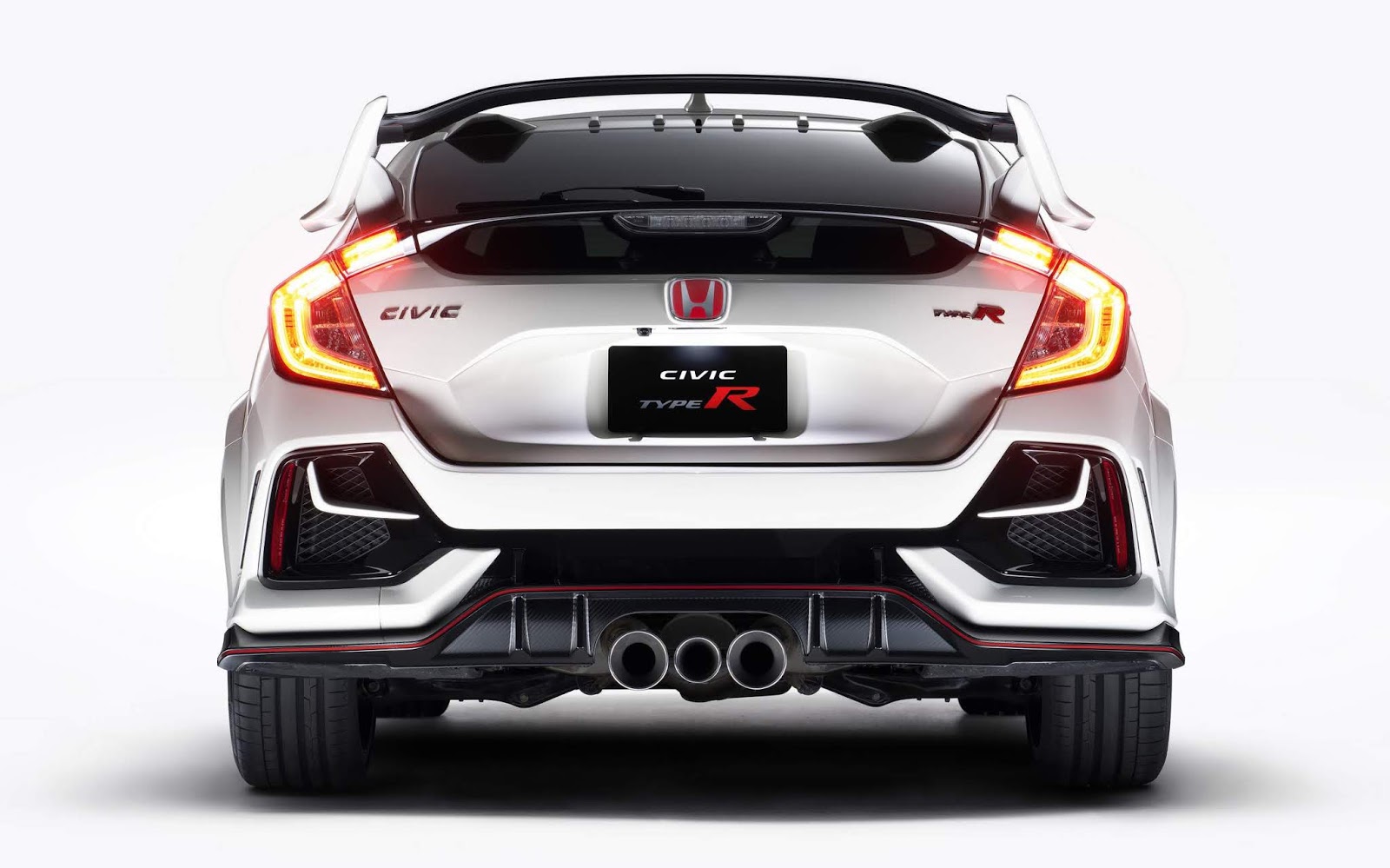 Honda Civic Type R 2020 recebe facelift e aperfeiçoamentos