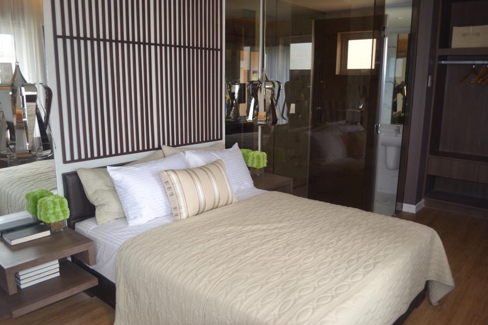 Dream House in the Philippines: The ANTEL GRAND VILLAGE via CAVITEX