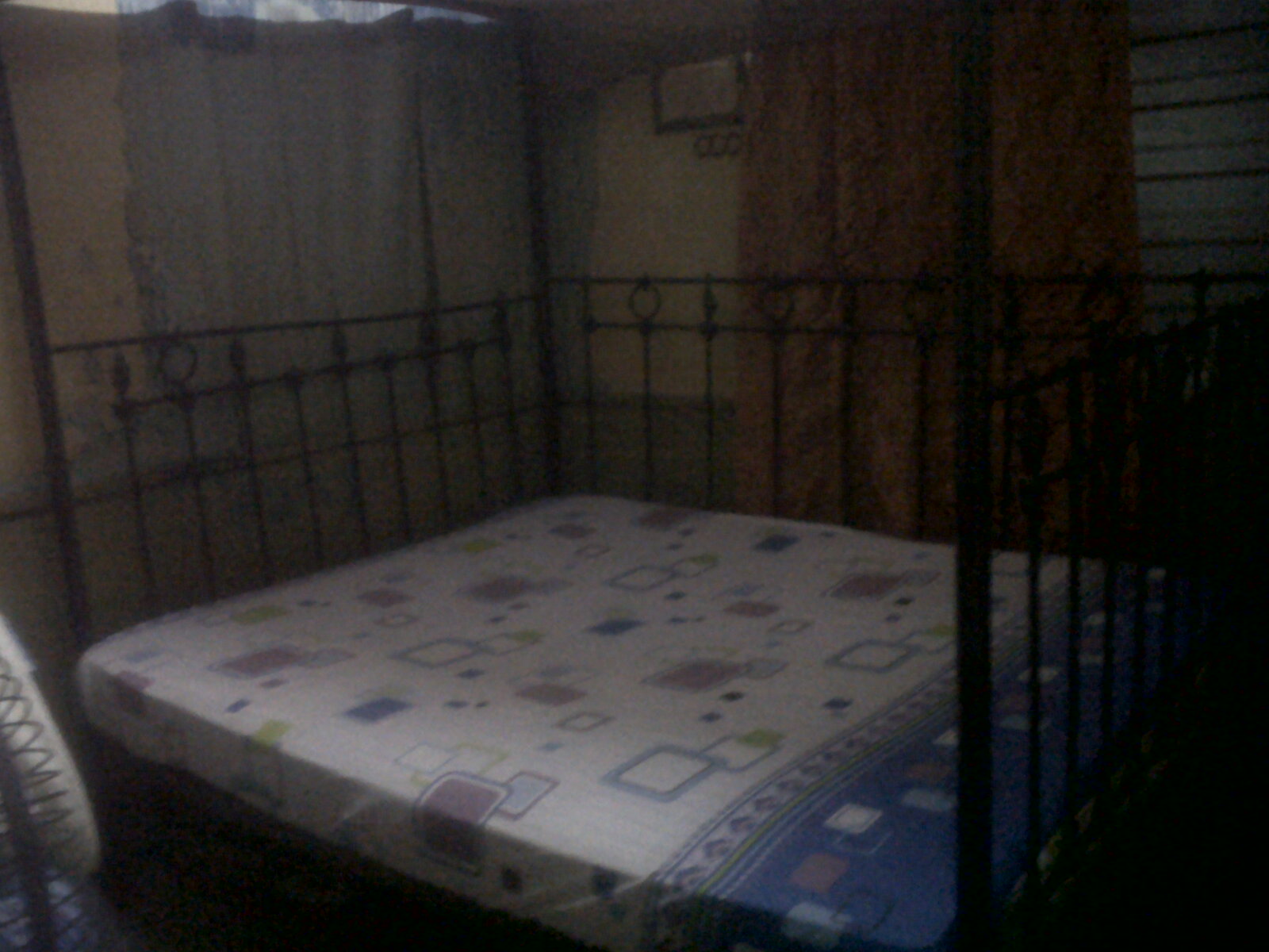 EIS'ANTIQUE: Katil Besi Lama For Sale RM