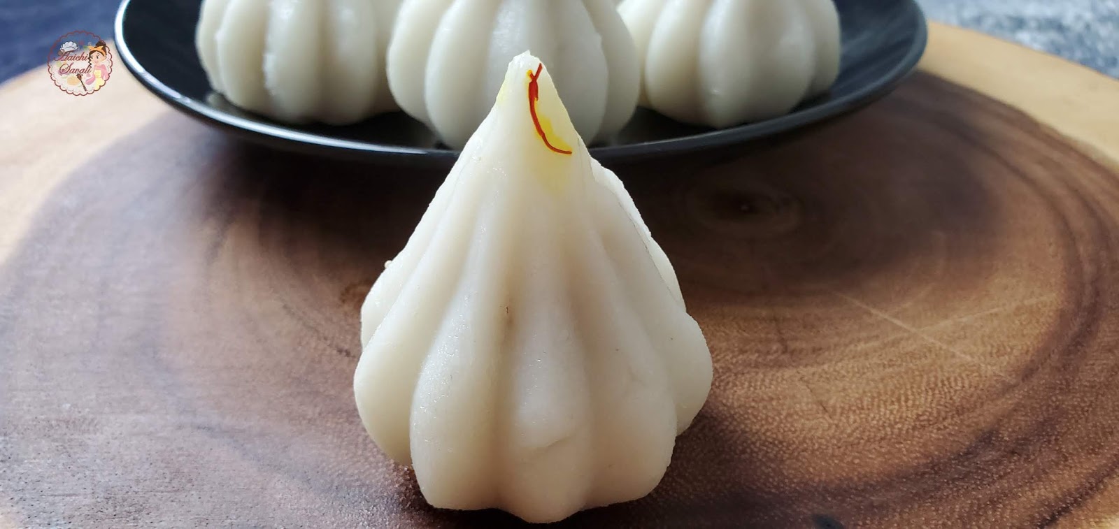Ukadiche Modak In Instant Pot / उकडीचे मोदक / Steamed Sweet Dumplings ...