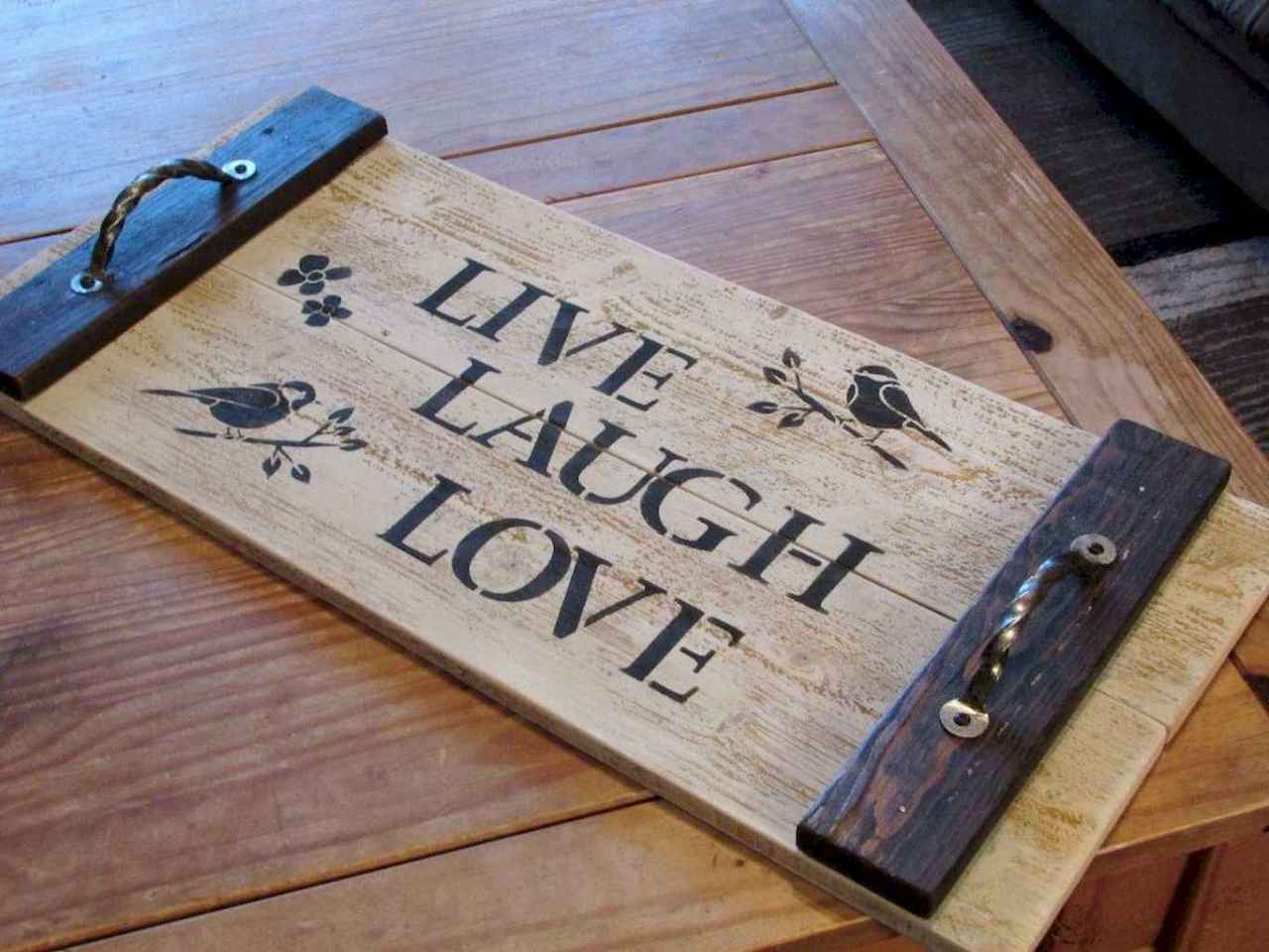 10+ DIY Serving Tray Design Ideas - Bedroomm002