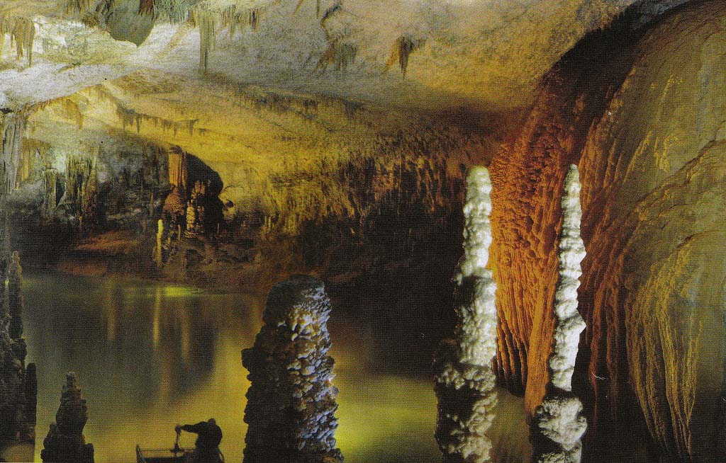 48 Stunning PHOTOS of Jeita Grotto, Magnificent Underground Caves in ...
