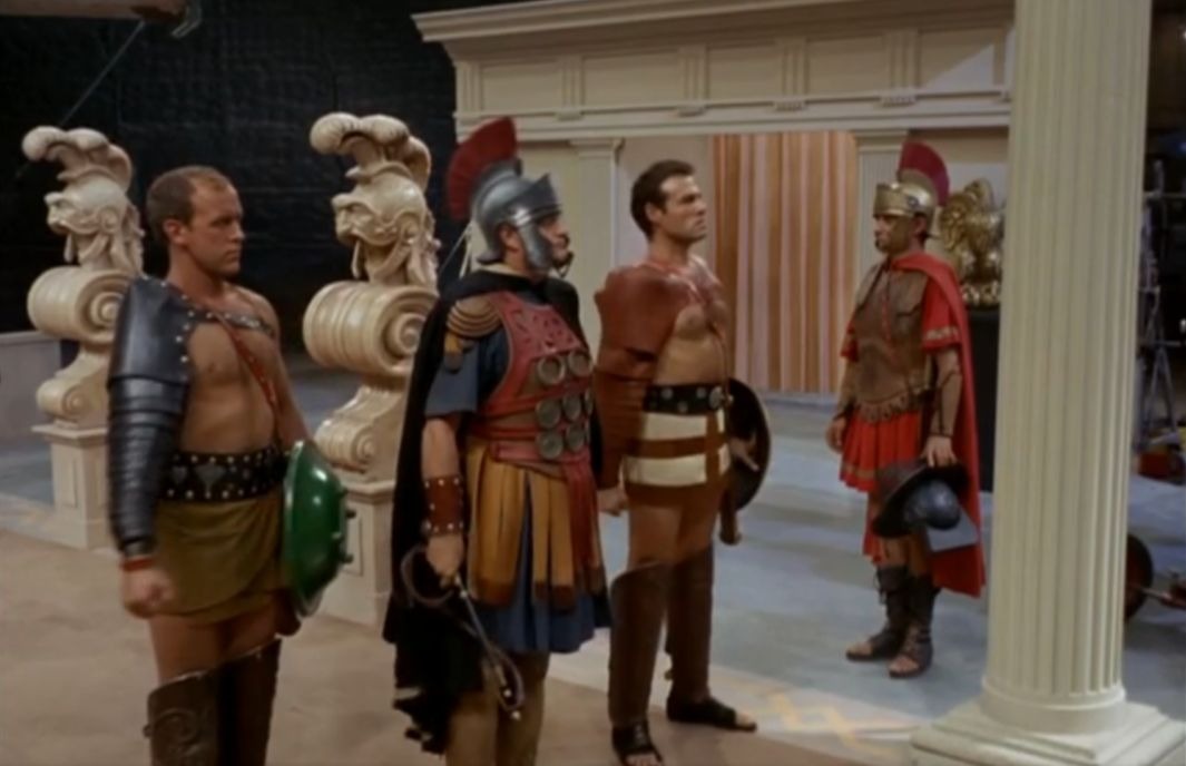 The Gladiatorial Blog: Spock (Leonardo Nimoy) fighting the gladiators ...