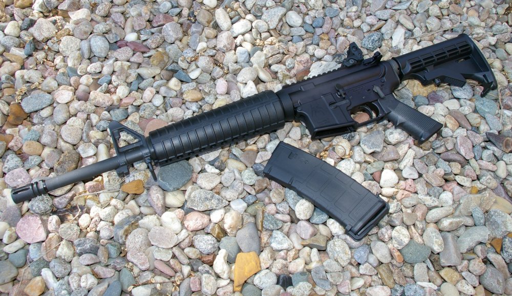 Spike's Tactical ST-15 Mid-Length AR15/M4 LE Carbine Review