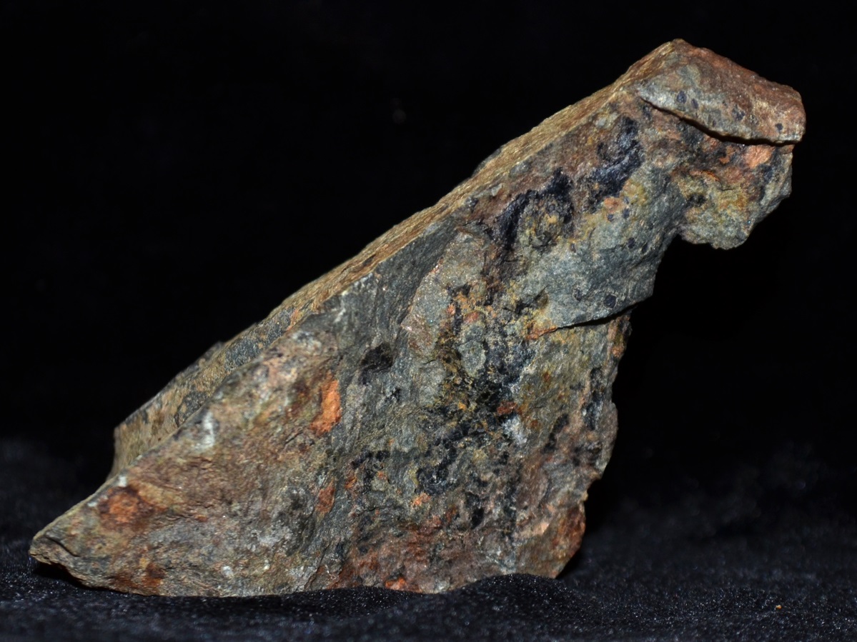 Archaeology of Portable Rock Art: Aleli Kelton's gravel quarry finds ...