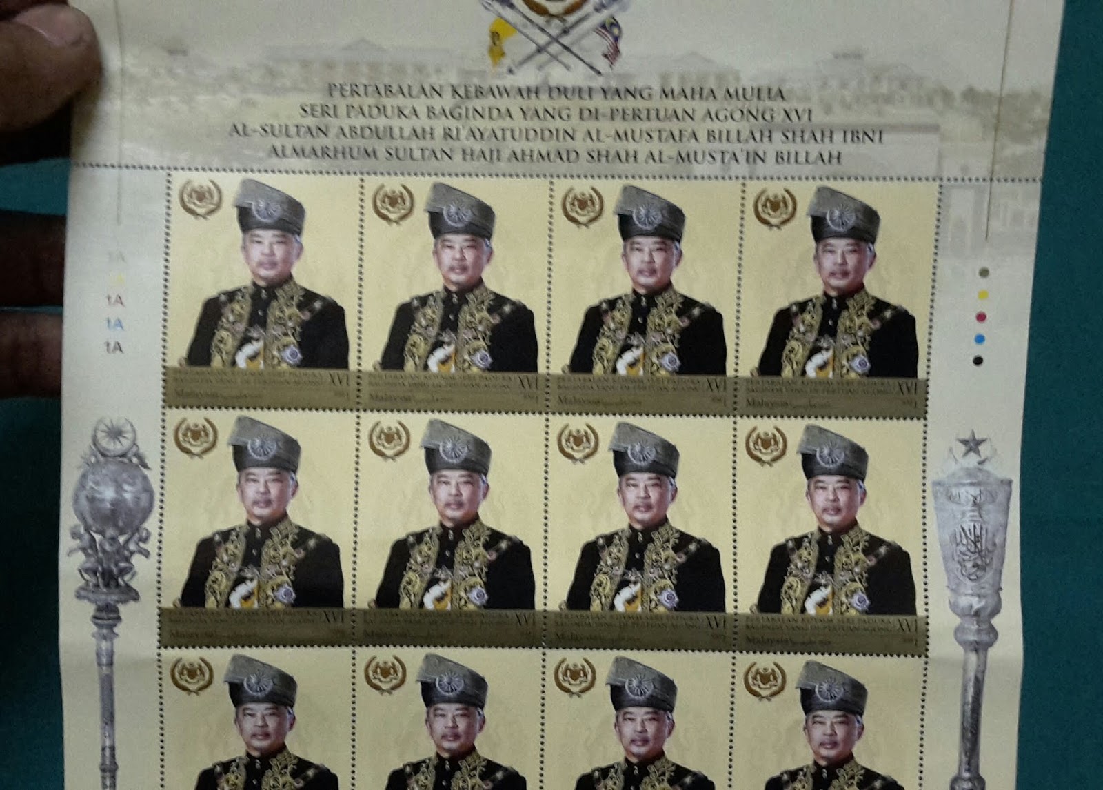 Badai Mencak Kelambit Biru