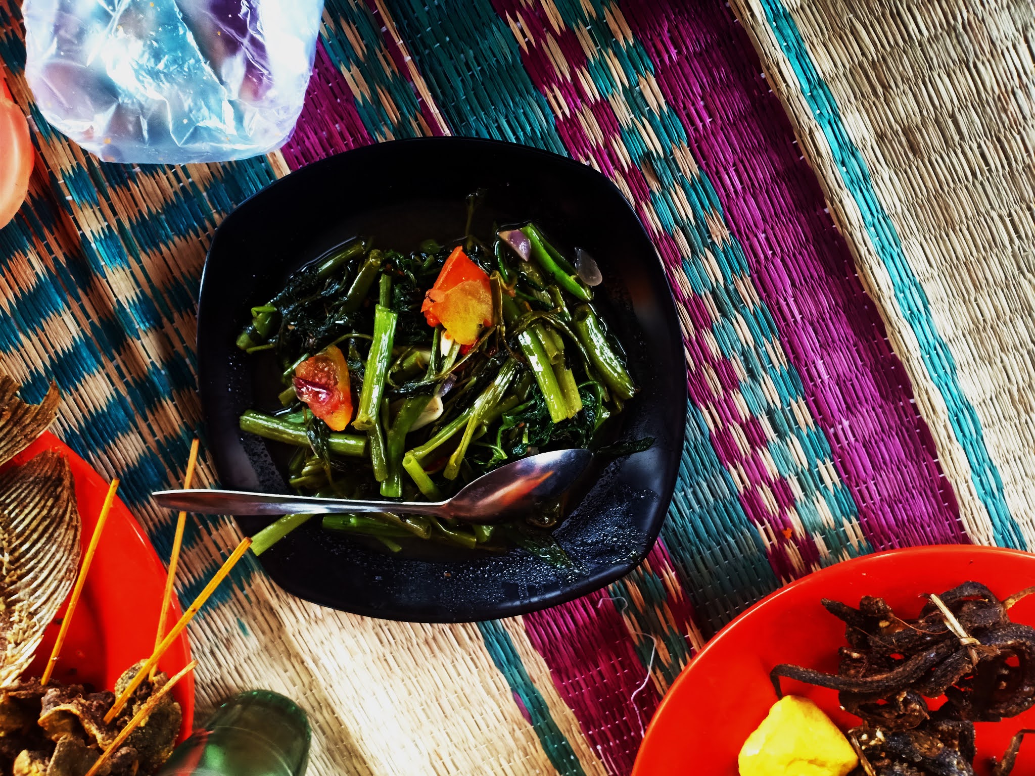 Saung Punclut Teh Ita 3 (2) ~ Budaya