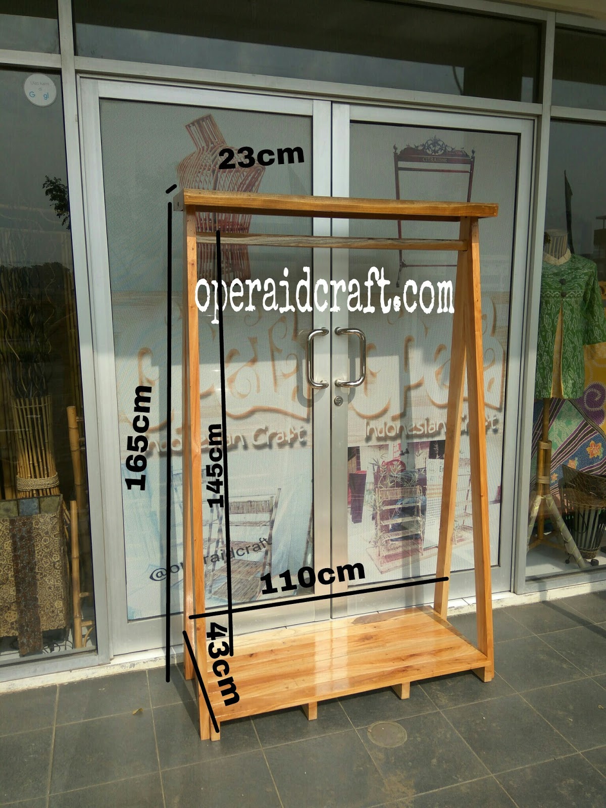 Waroeng Opera Indonesian Craft: Gawangan Batik