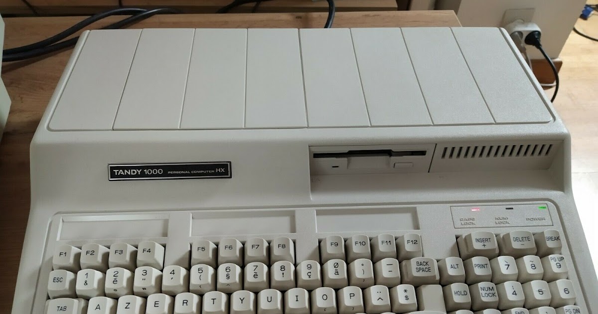 Nerdly Pleasures: The Obscure Tandy 1000 Models