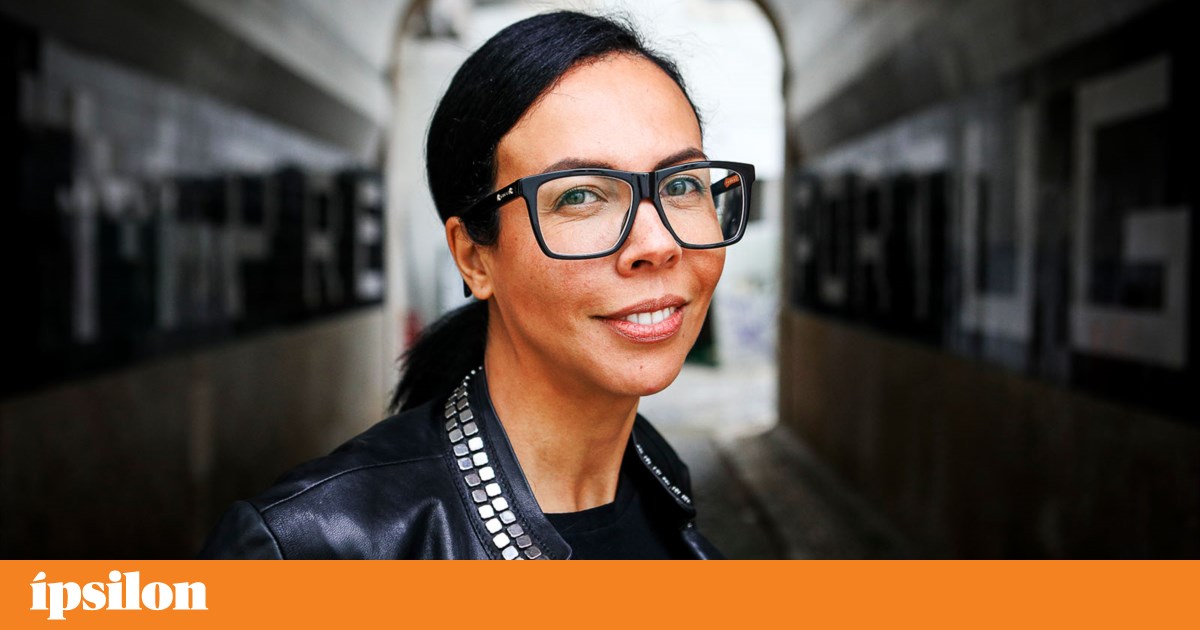 Sessão de Encerramento | Convidada Yara Monteiro