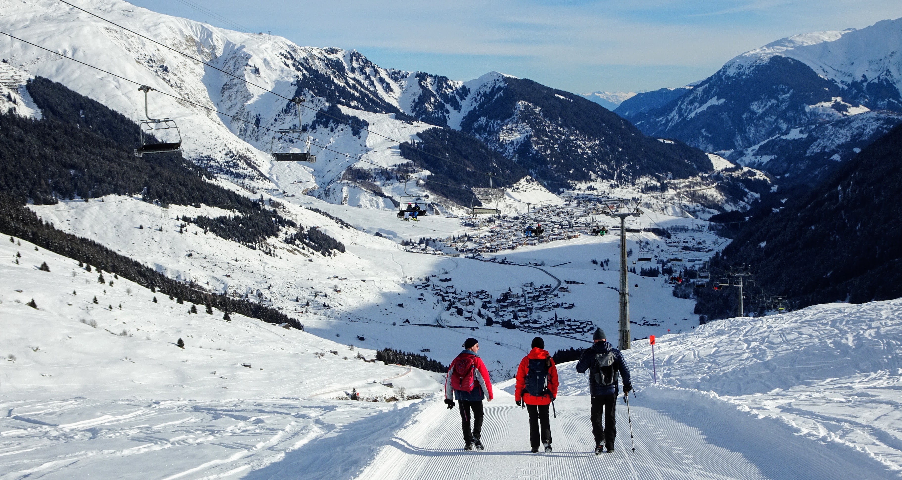 Tschamut – Sedrun – Disentis (Surselva / GR) – Wandern mit Freunden
