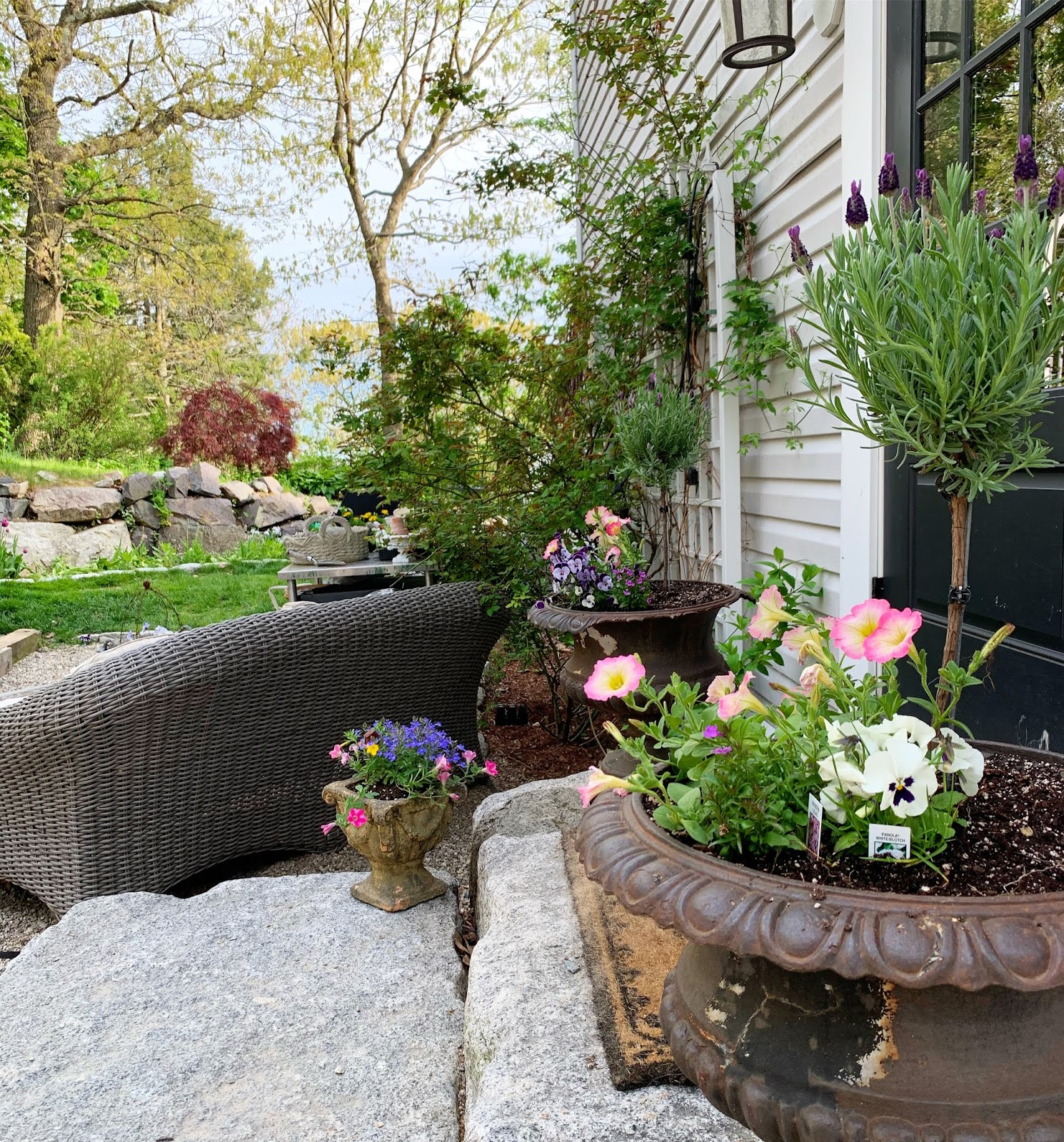 Maison Decor: Courtyard Planters and French Daybed