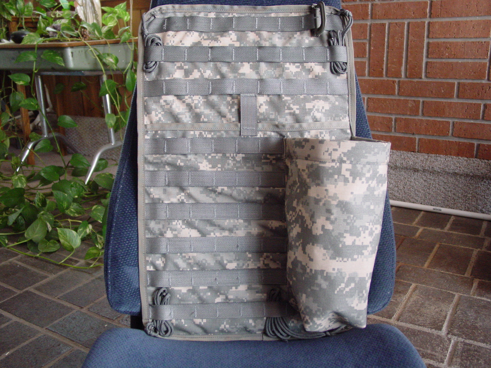 Survivor-EDC: MOLLE Vehicle Panel