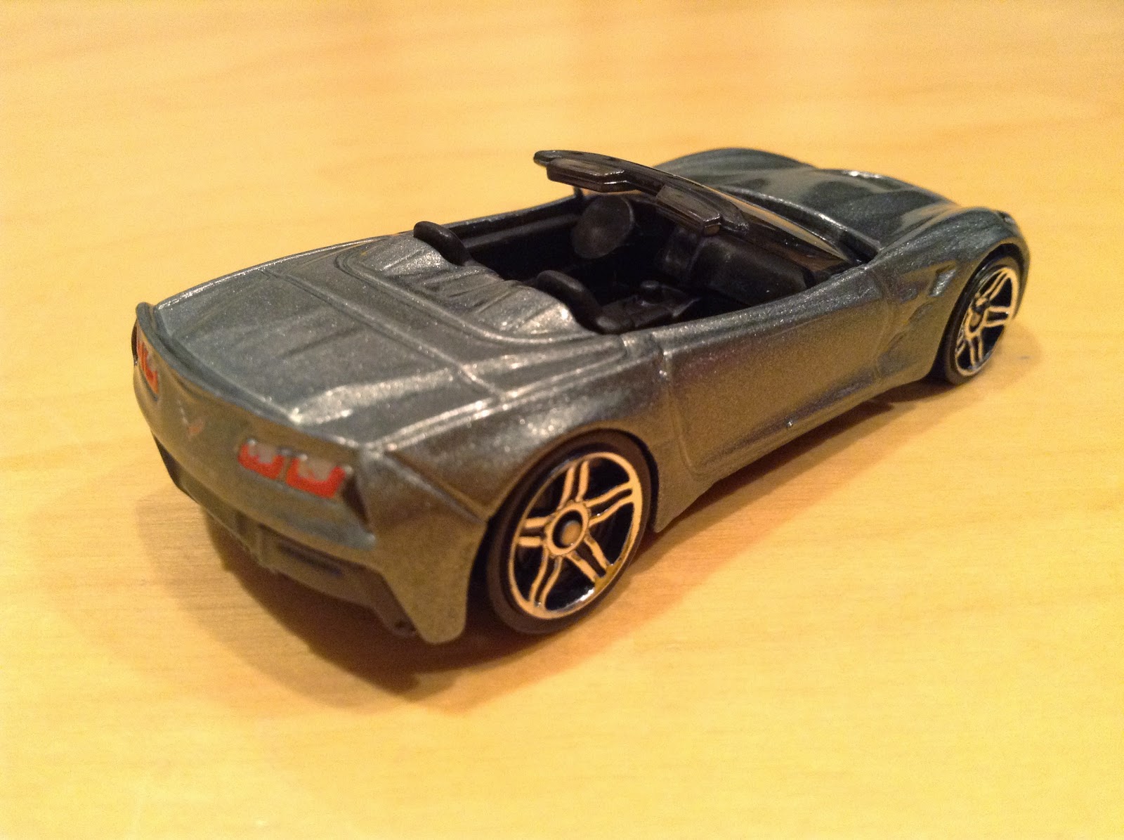 JULIAN'S HOT WHEELS BLOG: '14 Corvette Stingray Convertible (2015 HW ...