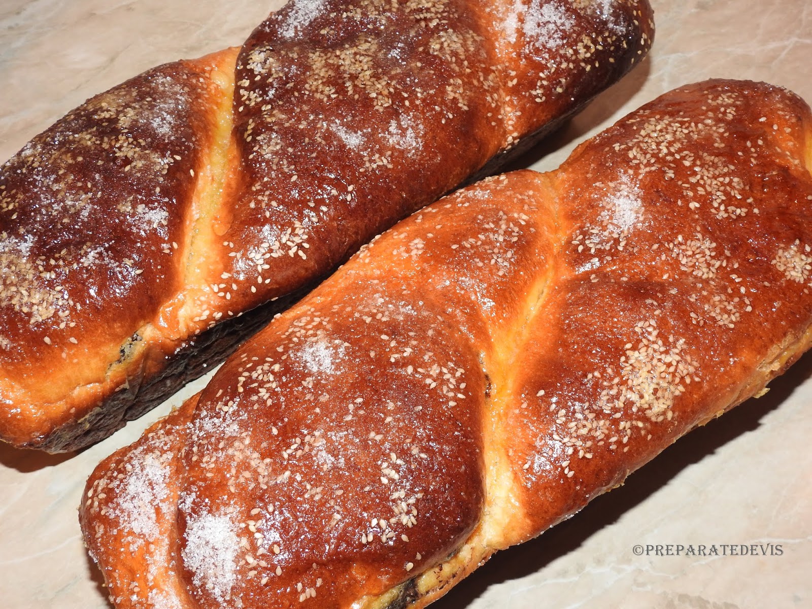 Cozonac la masina de copt paine reteta | Preparatedevis.ro