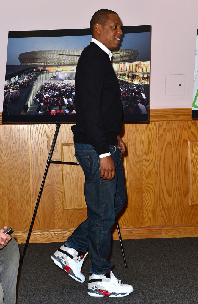 NWK to MIA: Jigga Wears "Bugs" Air Jordan Retro 8