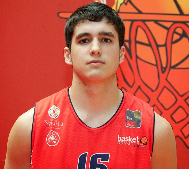 Oro y Eba: Alex Calvo nuevo jugador de Planasa Navarra