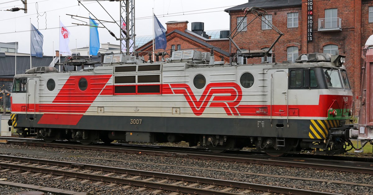 Planes and Trains - Trains: VR / Sr1 / 3007