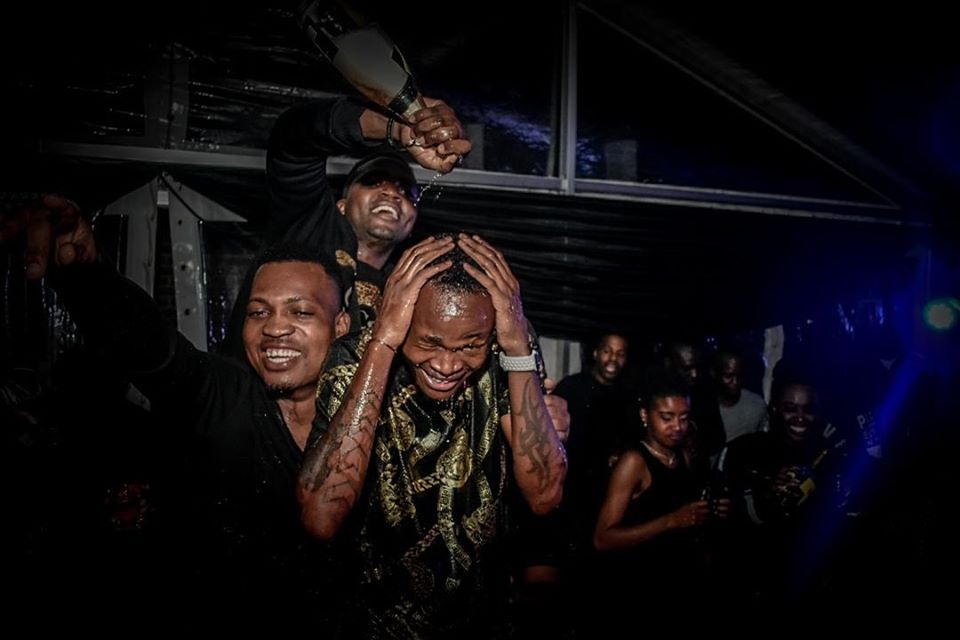 PICS : ALL BLACK PARTY | Mafaro