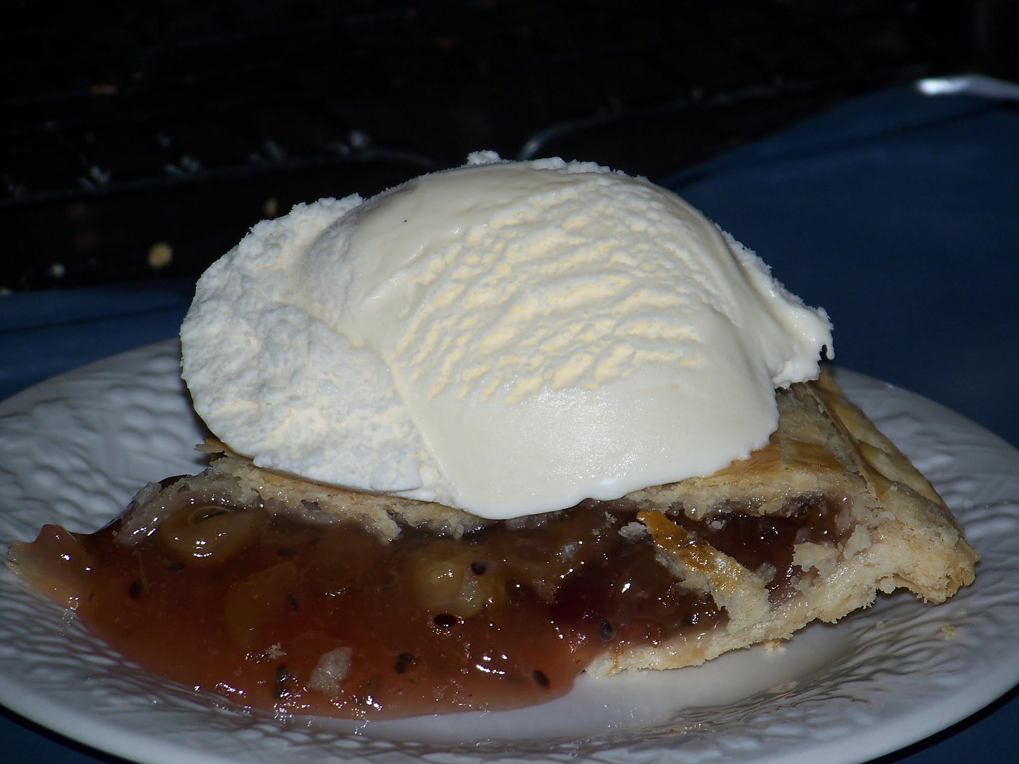 Hickery Holler Farm: Gooseberry Pie