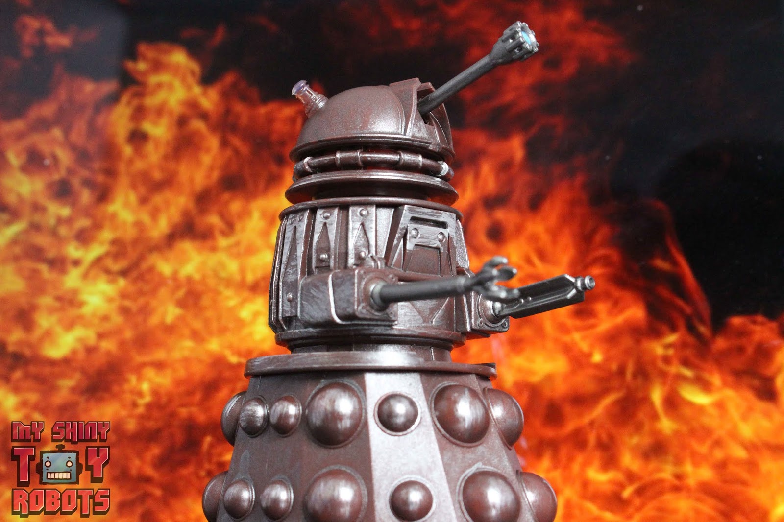 My Shiny Toy Robots: Toybox REVIEW: Doctor Who Reconnaissance Dalek