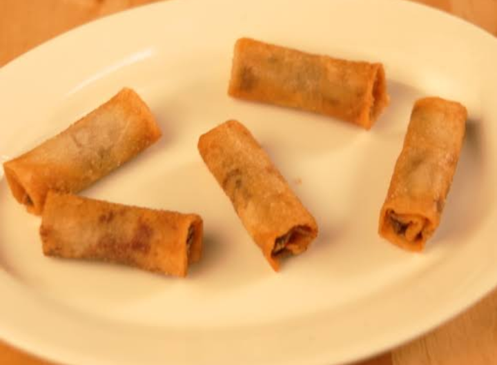 Chocolate spring roll recipe - Foodie's Love