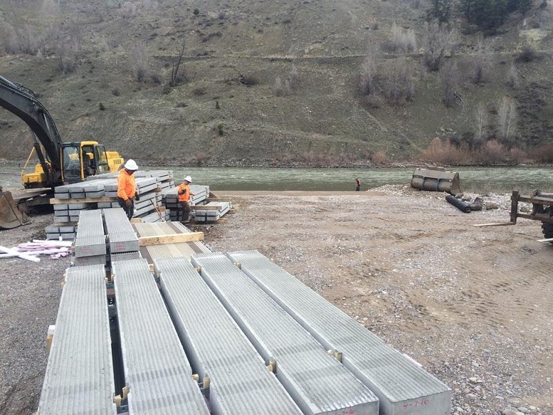 Crest Precast Concrete: April 2016