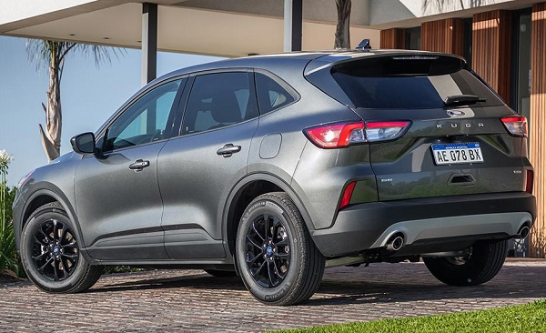 Ford Kuga Titanium AWD (2021) Precio, Motor, Medidas y Equipamiento ...