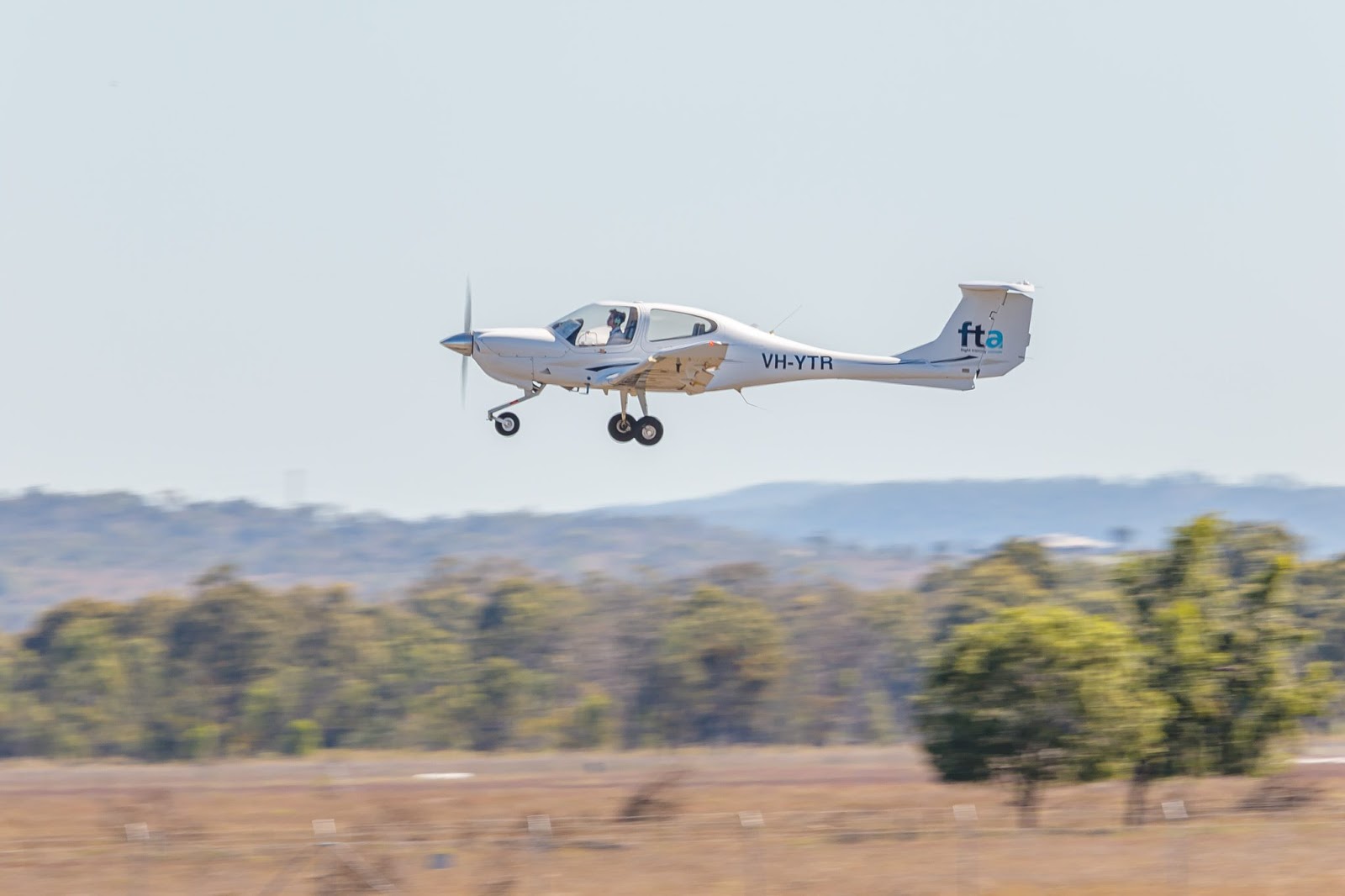Central Queensland Plane Spotting: A Couple of Light General Aviation ...