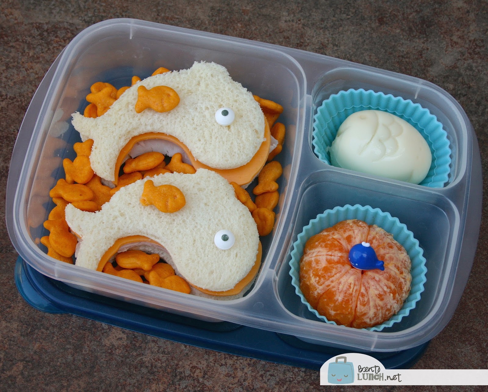 Finding Dory-Inspired Under the Sea Bento