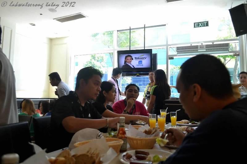 Meet the X-plorers: Teleserv's: Blogger's Breakfast Treat