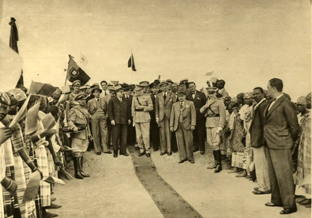 Magude a norte do distrito de LM - a ponte de 1939/40 (1/2)