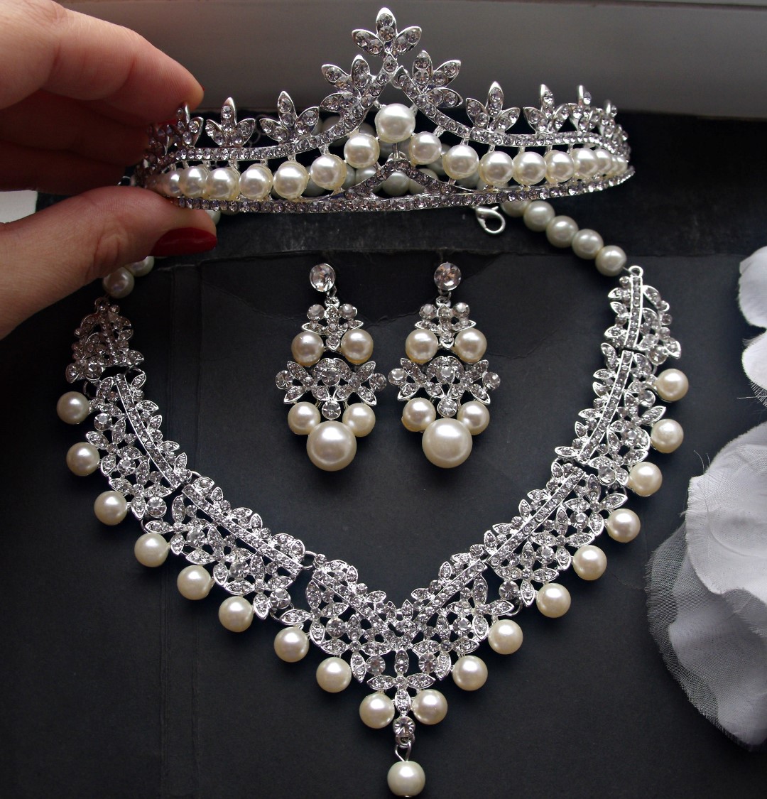 queenBEAD - bijuterii si accesorii pentru mirese : VANDUT ...