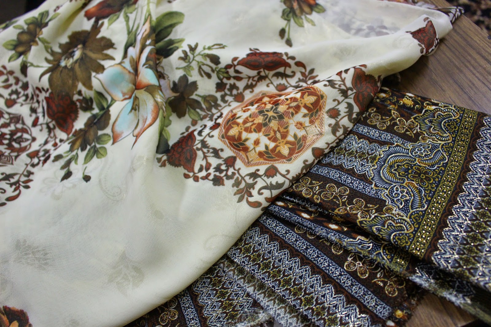 CeeJay Collection - Granny Chiffon with Batik | CeeJay Collection