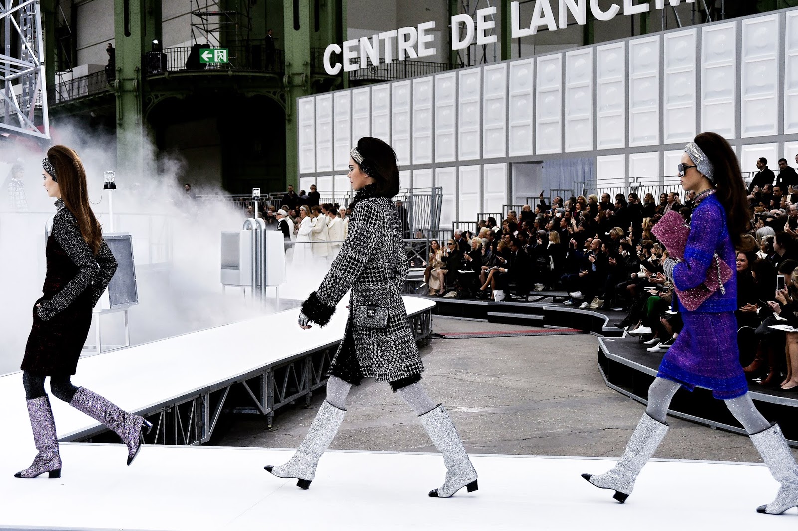 Chanel FW 17 Fashion Show | Kendall Jenner Fans Page