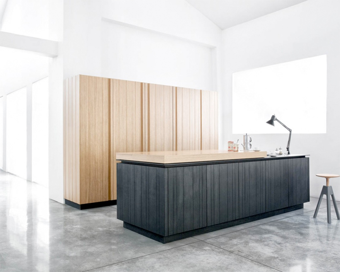 facing north with gracia: Minimal kitchen made of paper