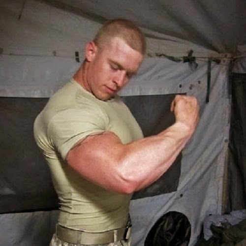 BurleighMan: Mighty Military Gun Show ...