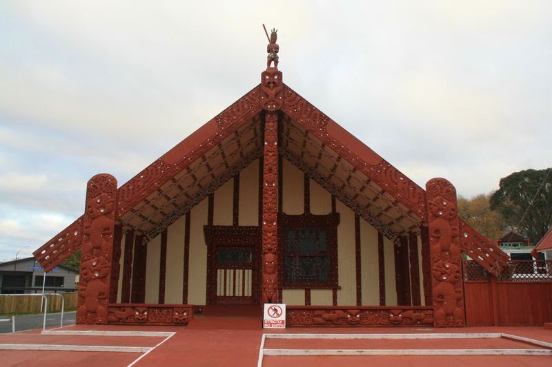 UNA AVENTURA PEL MÓN: NZ-IN: TAUPO, ROTORUA I TAURANGA
