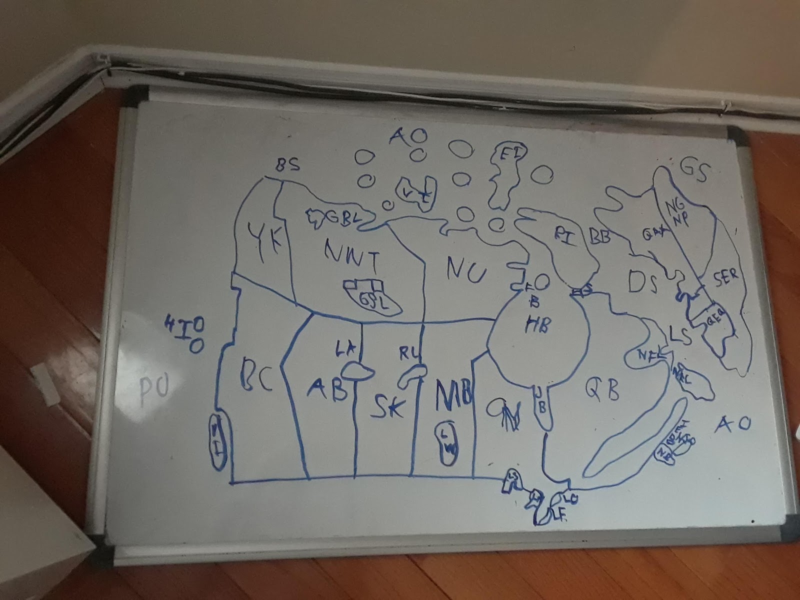 TeacherMomPlus3: Home-school Geography and Map drawing.