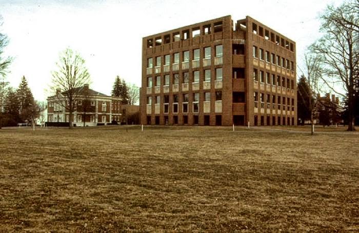Biblioteca Exeter. Louis Kahn