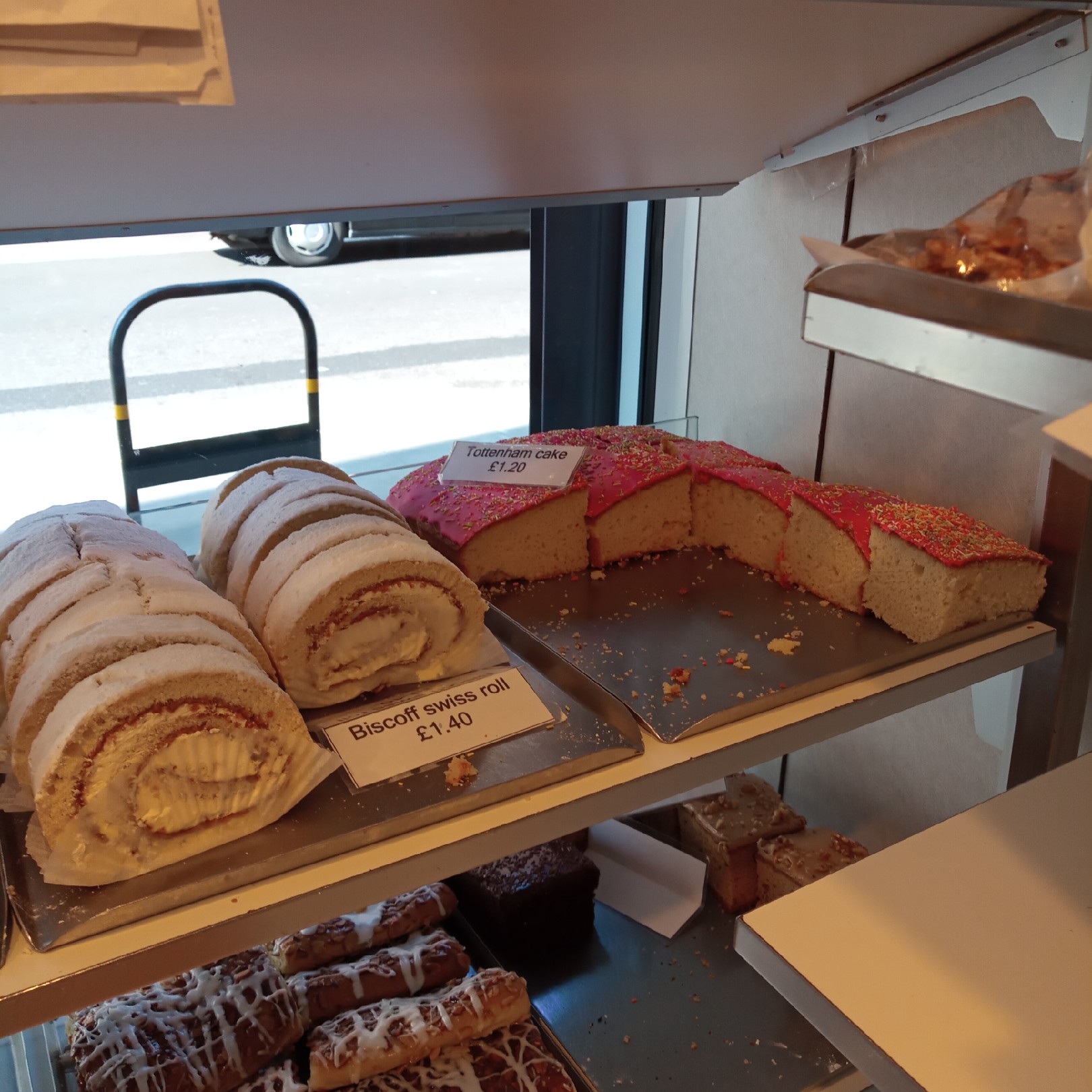 Supersupergirl's Food Reviews: Raabs The Bakers, a traditional bakery ...