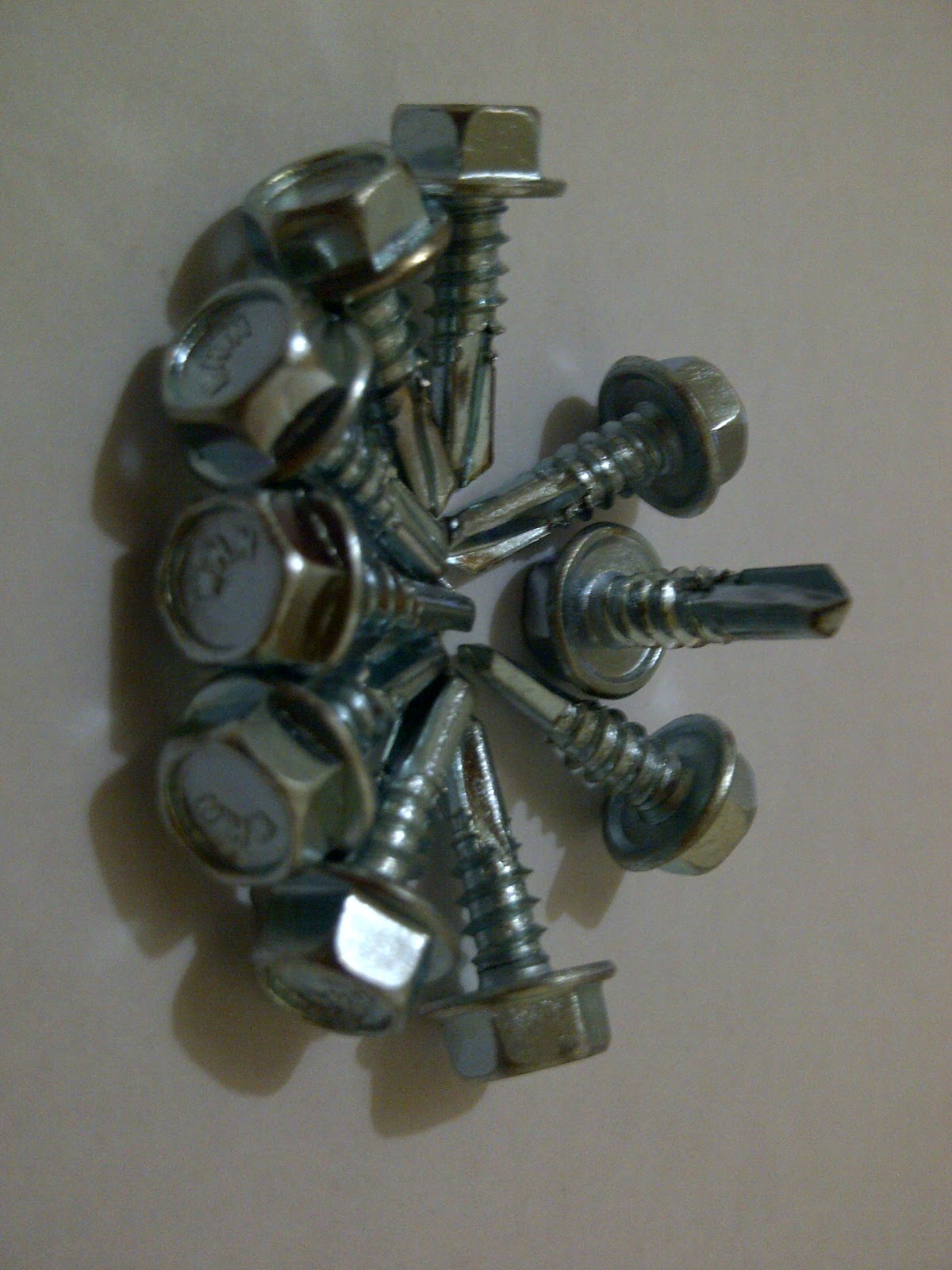 BAUT DAN SEKRUP: BAUT MUR DAN SEKRUP