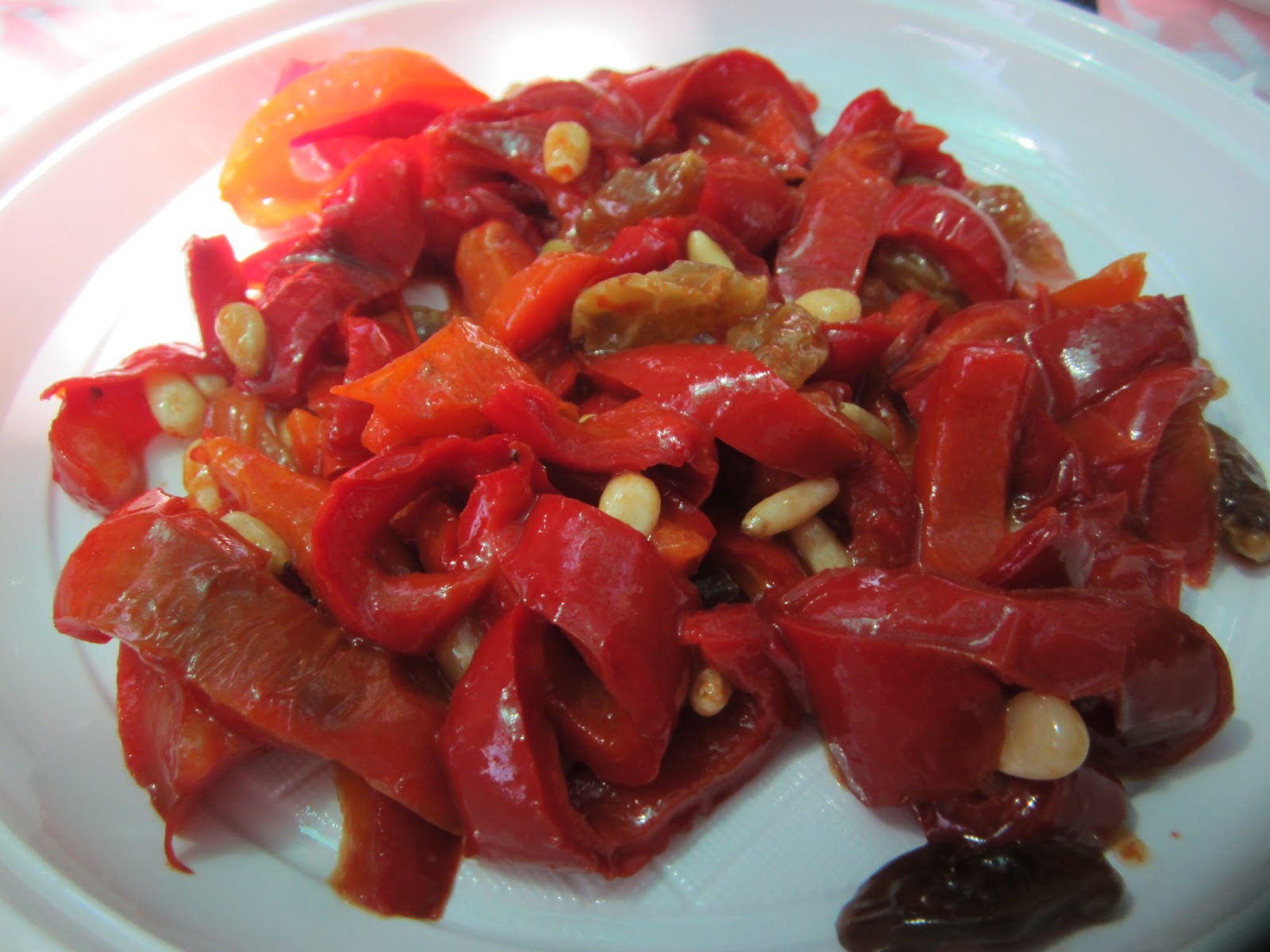 Peperoni rossi in agrodolce. | Peppe ai fornelli