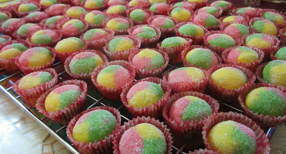 Alyna Lyn's Homemade: Crystal Ball Cookies