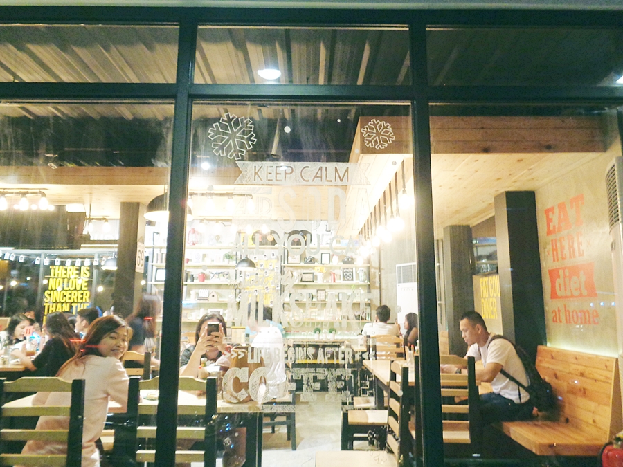 Fat Cousins at Fat Cousins Diner | diane wants to write