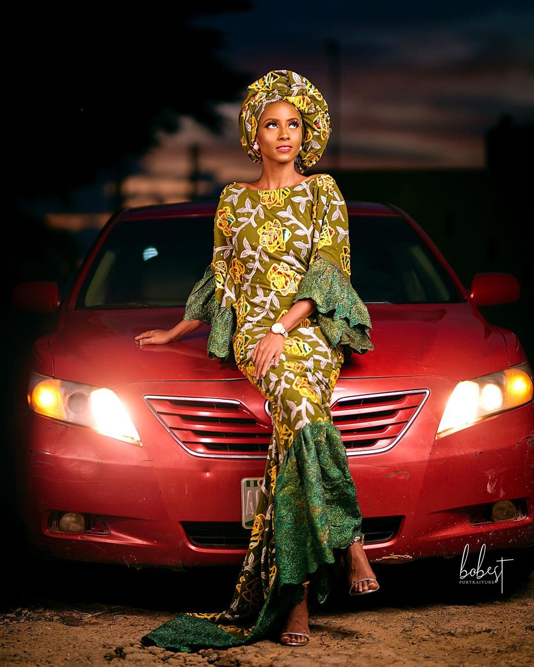 House, Cars : Maryam Booth lives in Kano and drives nice cars.